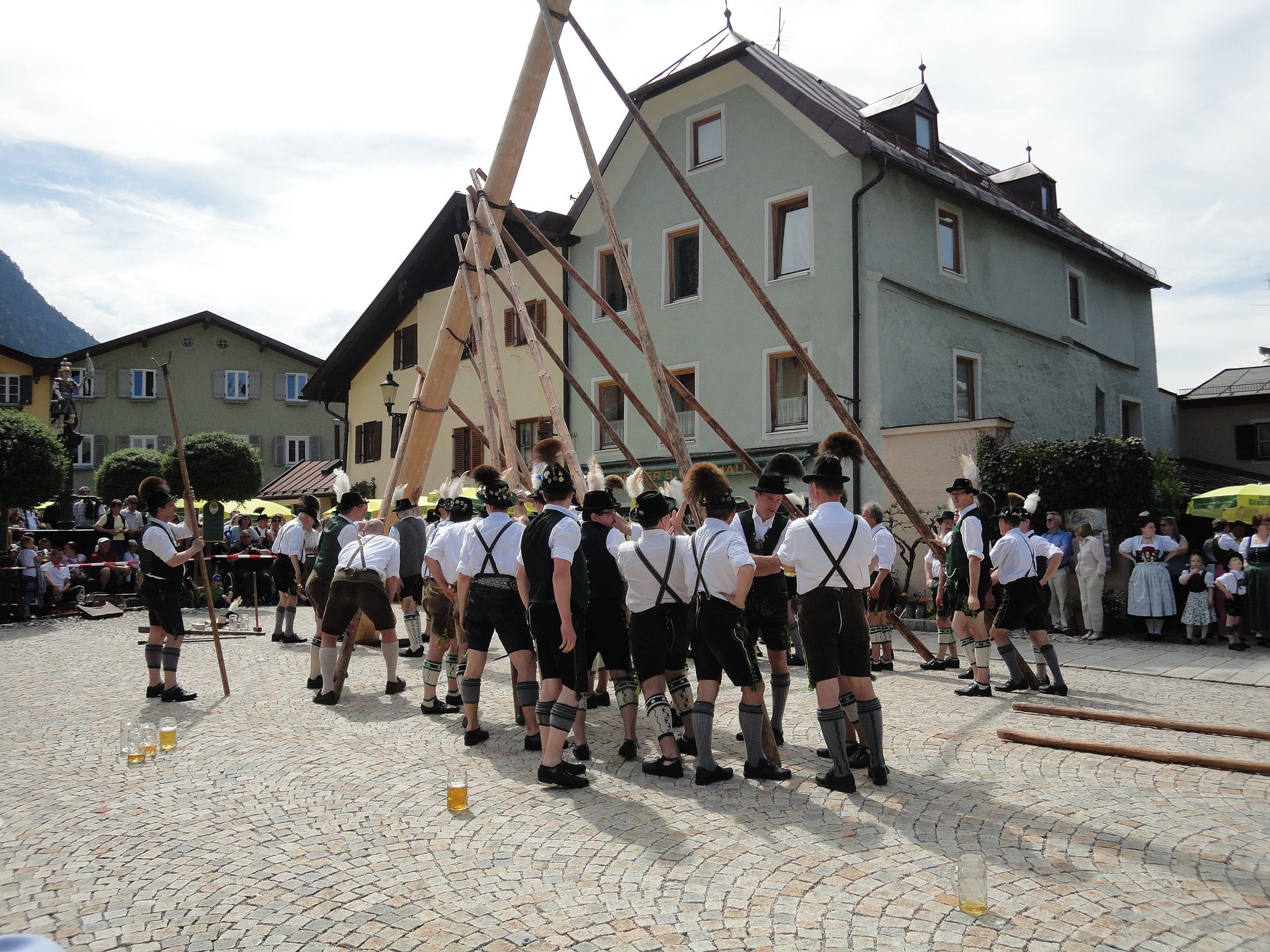 Why Do We Celebrate May Day? | News | Aerosaurus Balloons